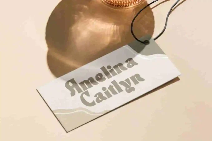 Amelina Caitlyn Font By NihStudio